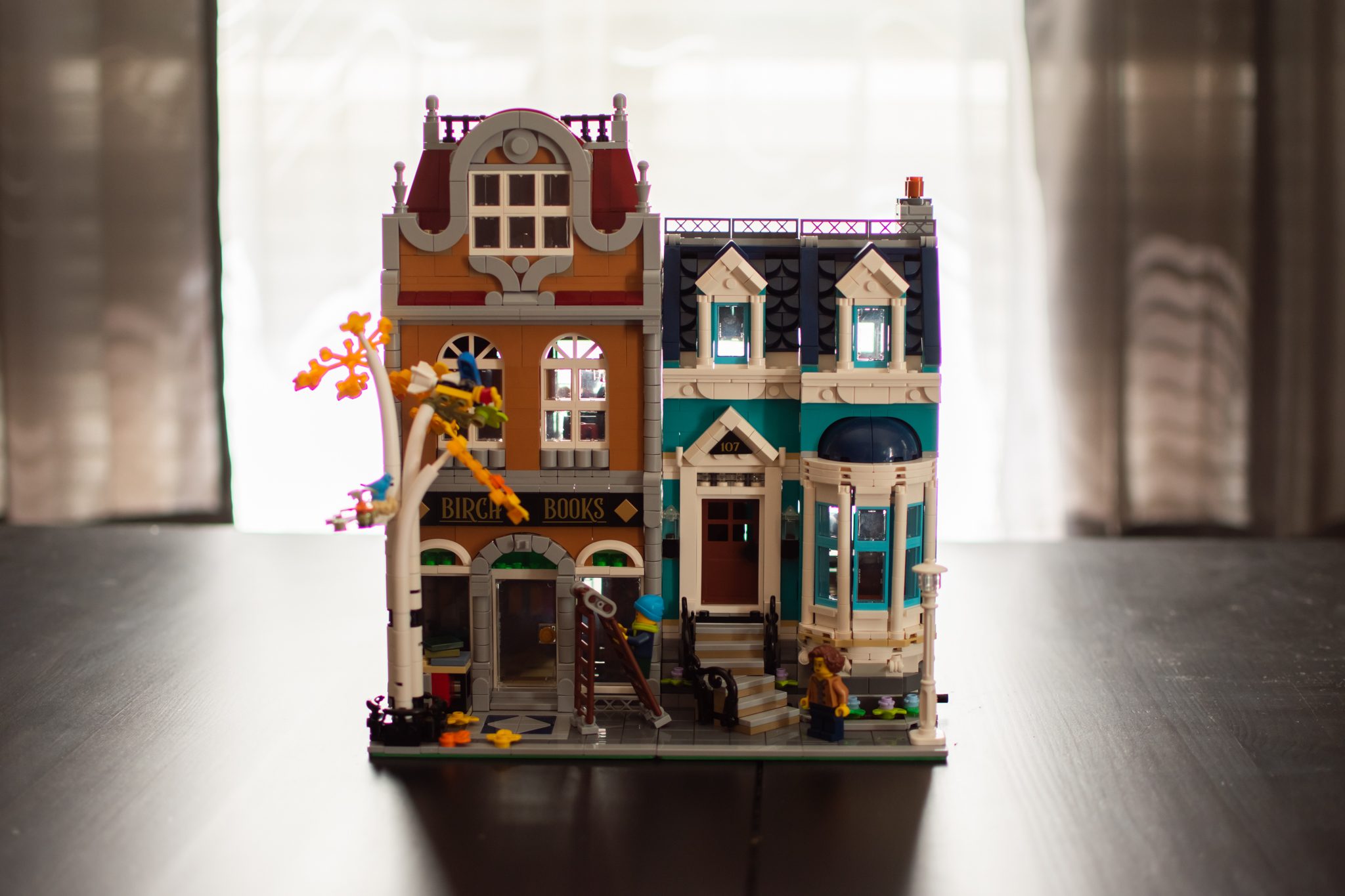 LEGO Review: Creator Expert Bookshop - Learn, Tinker, Build